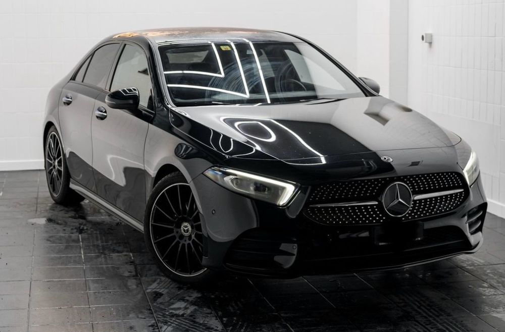 A Klasse Limousine Amg Line Schwarz