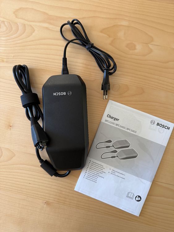 Bosch E-Bike Ladegerät BPC3403 | Kaufen auf Ricardo