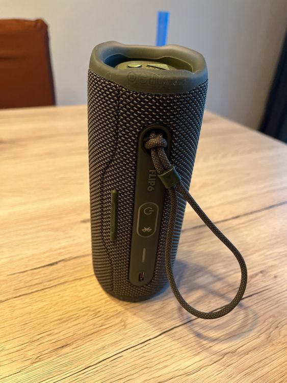 JBL box flip 6 (Neu (gemäss Beschreibung)) in Reutlingen für CHF 63 ...