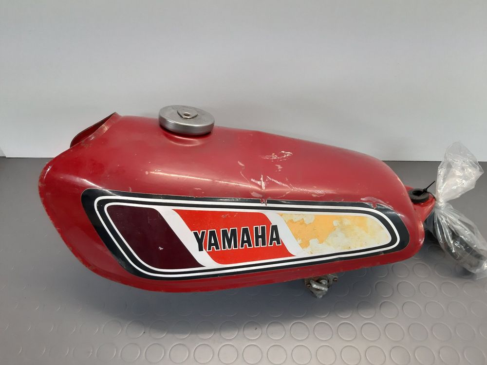 Tank Yamaha DT 125 1F9 Jg. 1977 (Gebraucht) in Grenchen für CHF 200 ...