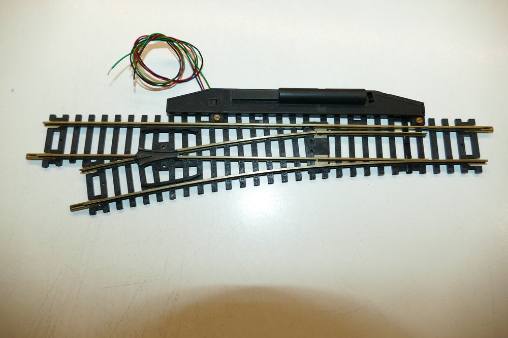 Roco H0: Weiche links mit elektr. Antrieb Einheit 1 (Gebraucht) in ...