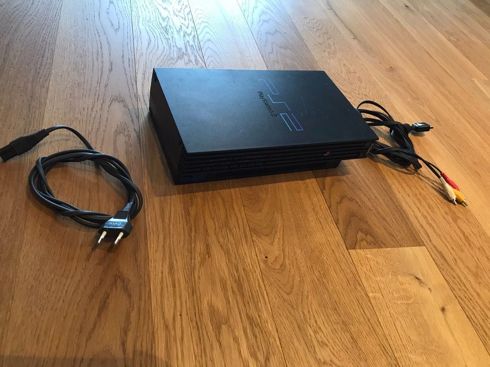 Playstation 2 SCPH-30004 R Konsole (Gebraucht) in Frauenfeld für CHF 54 ...