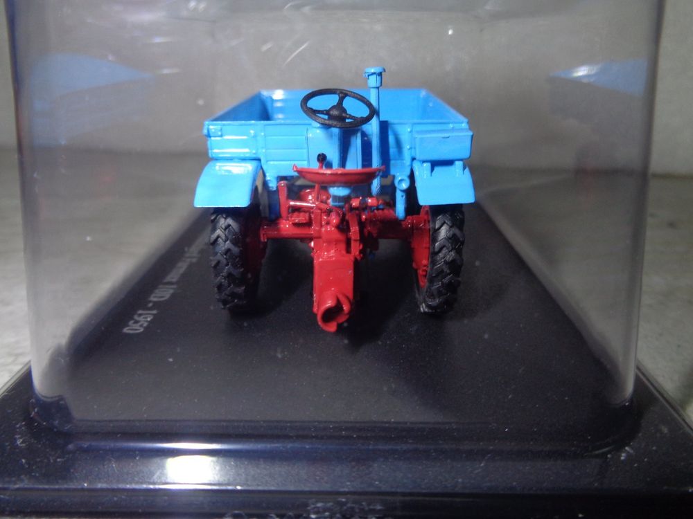 Hachette 1:43 Tracteur (Neu (gemäss Beschreibung)) in Reconvilier für ...