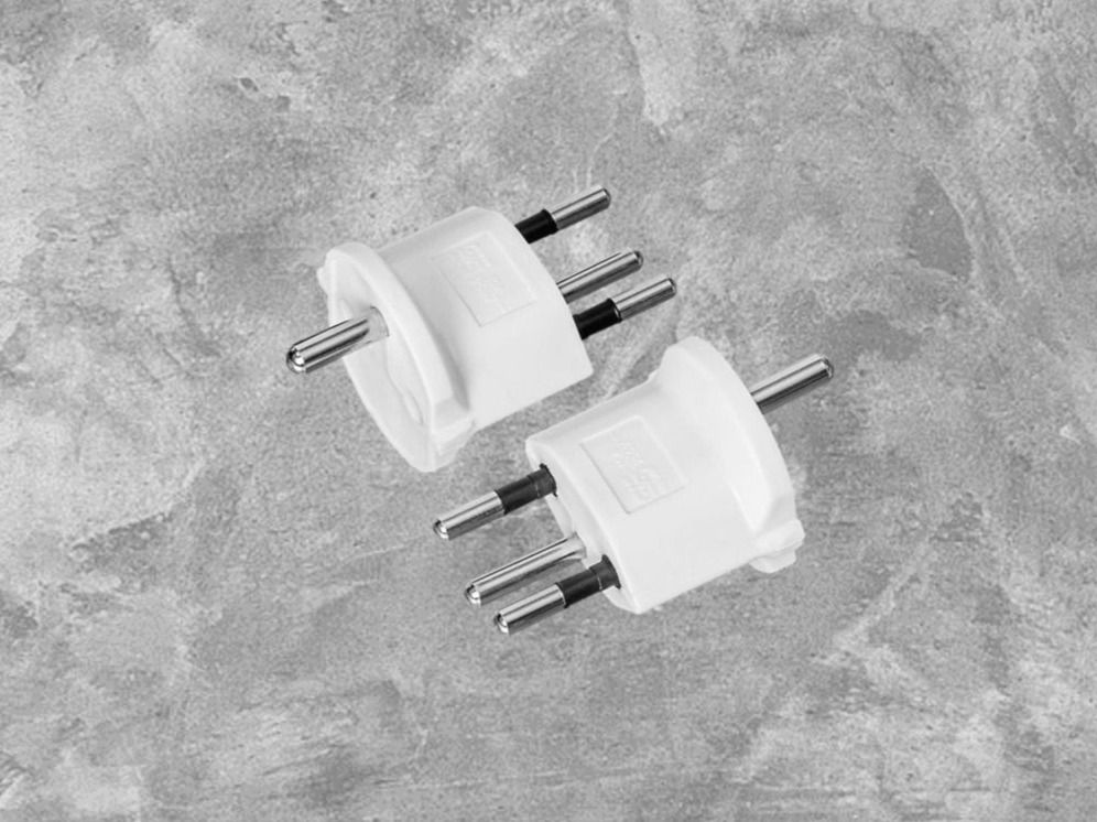 Fix-Adapter Euro Stecker Schweiz 3-polig (Neu und originalverpackt) in ...