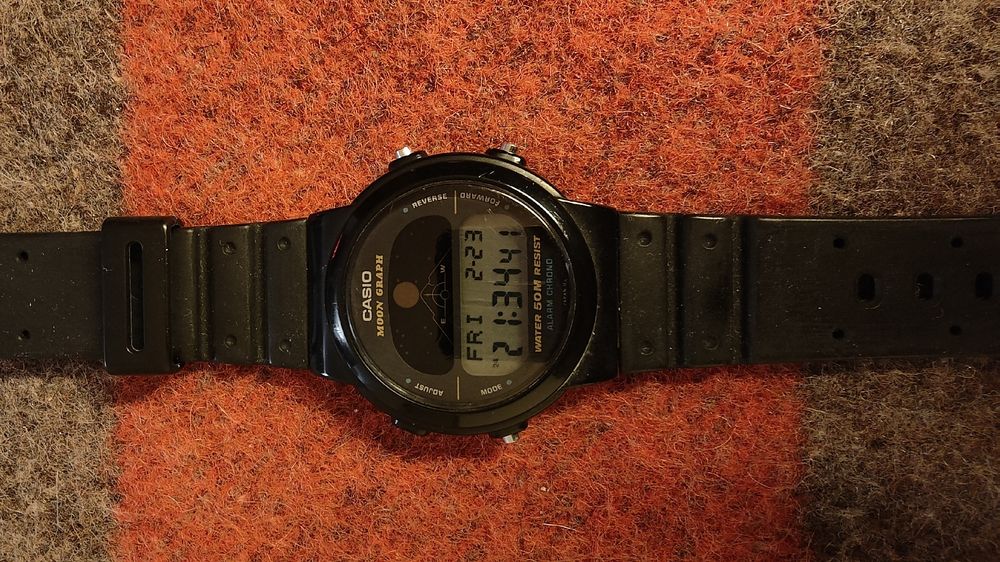 Rarität Casio Moon Graph Alarm Chrono 832 GMW-15 (Gebraucht) in Bauma ...