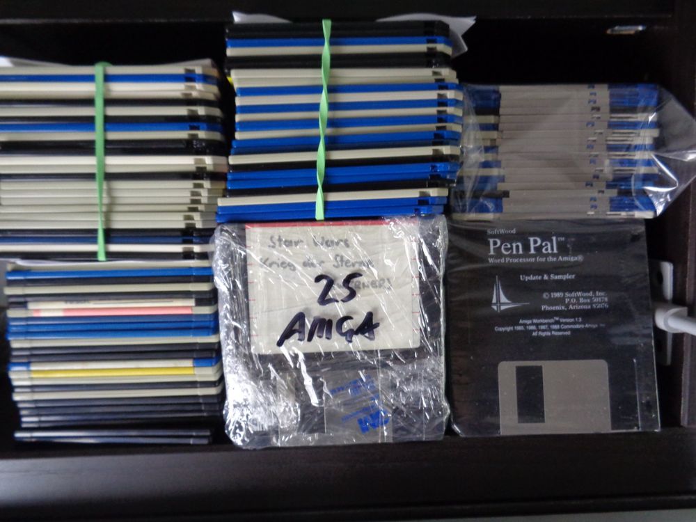 COMMODORE AMIGA - 100 STÜCK DISKETTEN 3,5" (Defekt) in Zellerndorf für ...