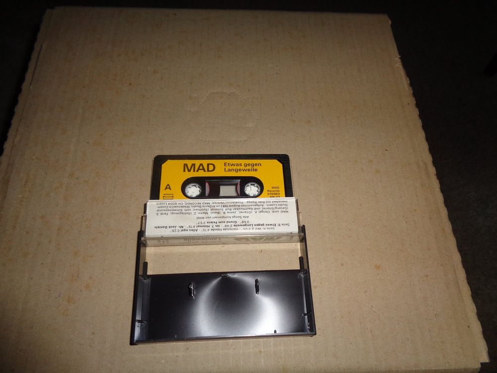 MAD Kassette - CH.Wave/Punk - Top Zustand! (Neu (gemäss Beschreibung ...