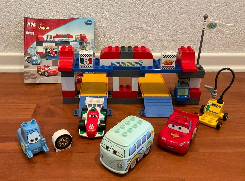 Lego Duplo Cars 5829: The Pit Stop (Gebraucht) in Herrliberg für CHF 28 ...