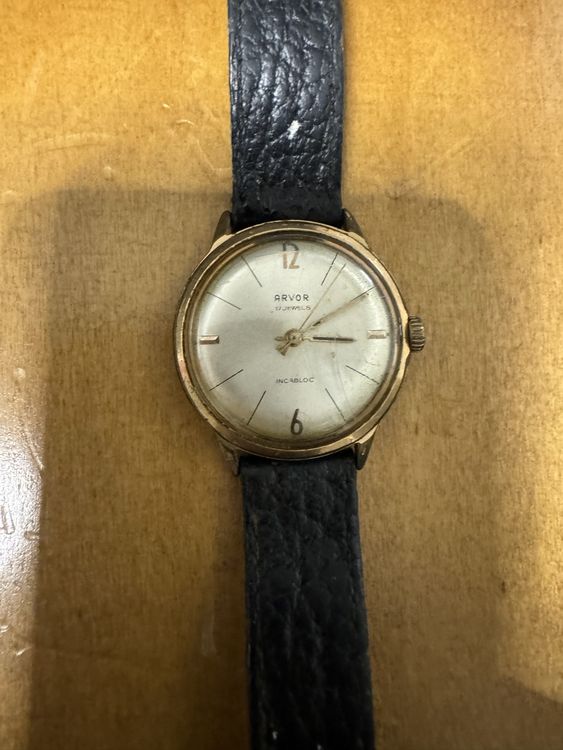 Montre vintage Arvor incabloc (Gebraucht) in Biel/Bienne für CHF 4 ...
