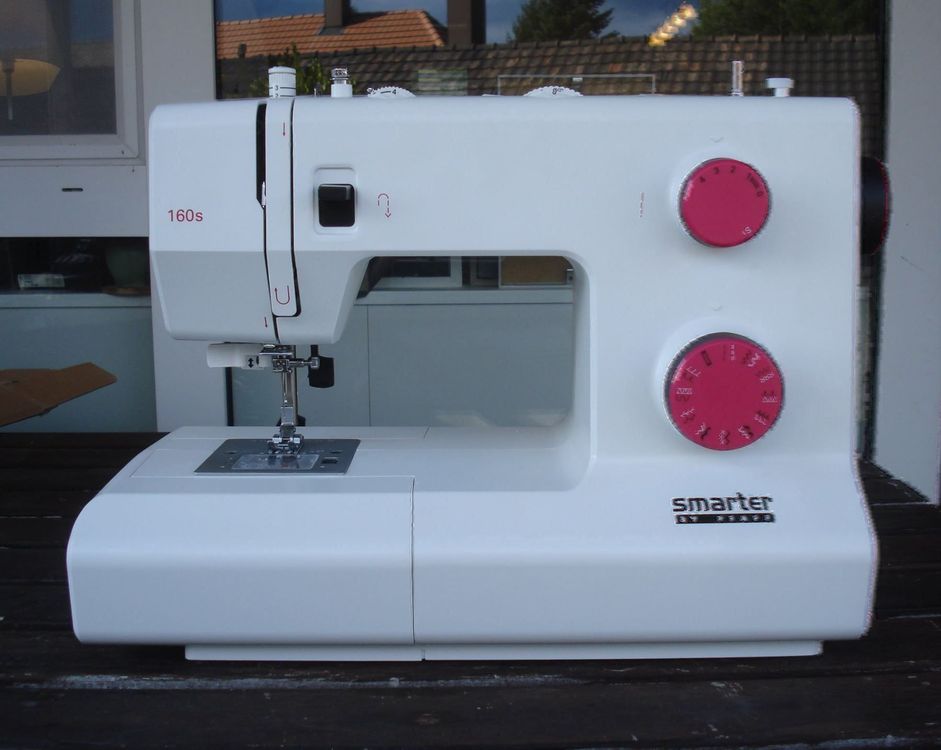 Nähmaschine smarter by PFAFF 160s, neu, Gratis-Versand. (Neuf avec ...