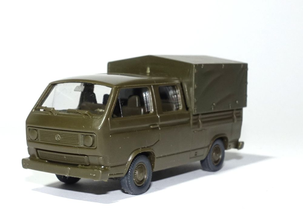 VW Bus T3 Doka Militär Armee Army Roco 1:87 | Comprare su Ricardo