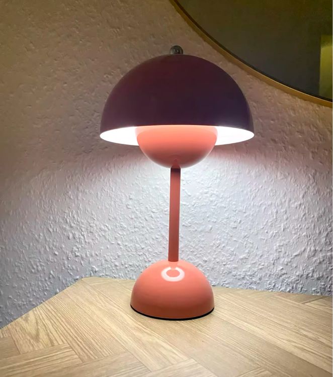 Modern Design Table Lamp - Coral (Neu und originalverpackt) in ...