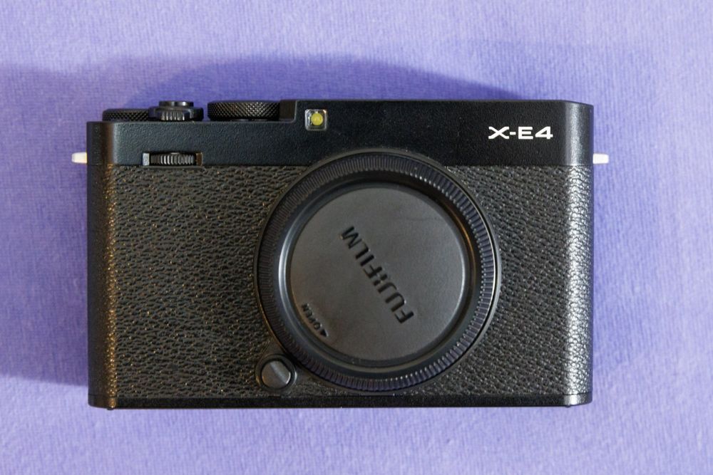 Fujifilm X-E4 / boitier nu / SWISS GARANTIE 4 YEARS (Gebraucht) in ...