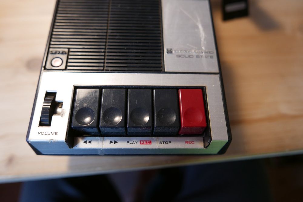 Kassettenrekorder / -aufnahmegerät / Standard SR-T115 | Kaufen auf Ricardo