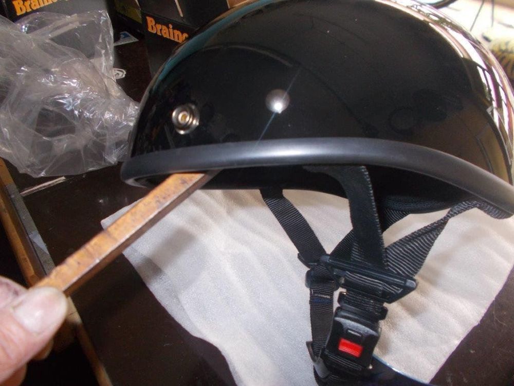 Helm Braincap (Neu und originalverpackt) in Zürich für CHF 18 – mit ...
