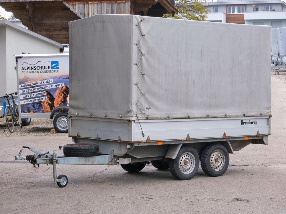 Anhanger Mit Plane 2000 Kg