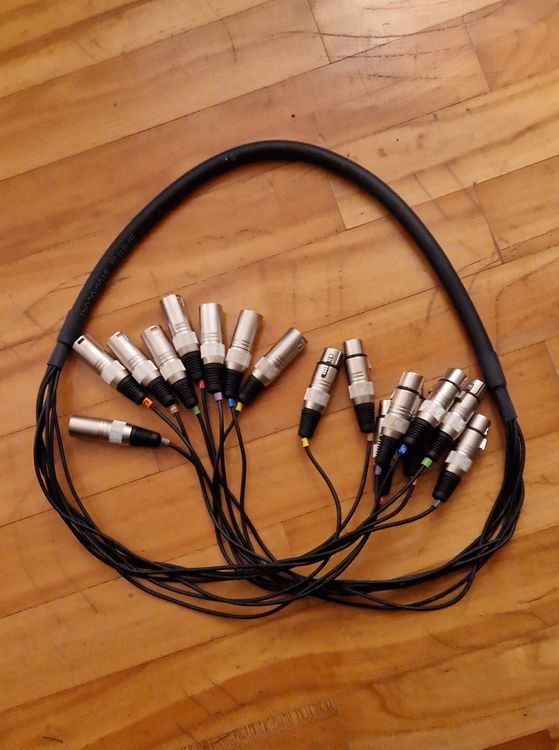 Multicore 8-fach, 1,5m, XLR-Male/XLR-Female. (Gebraucht) in Vogelsang ...