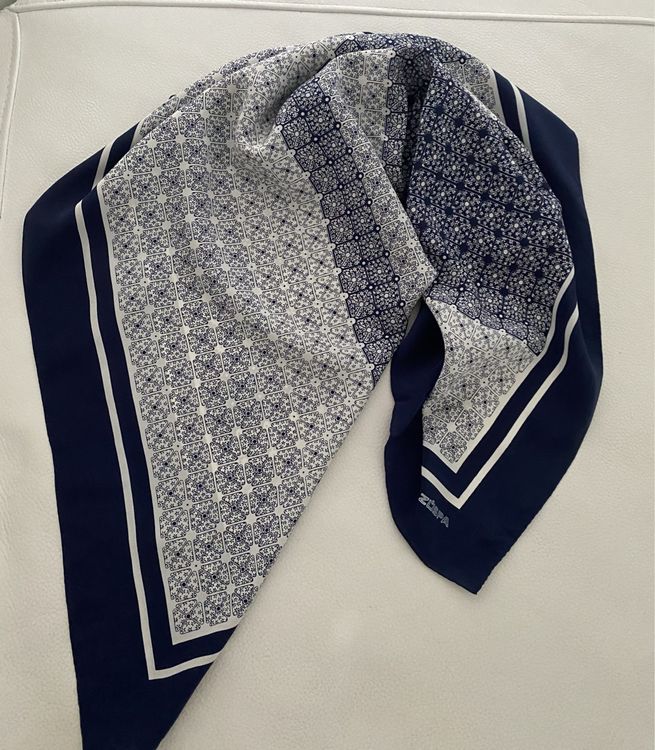 Seiden Foulard 🌸 (Gebraucht) in Opfikon für CHF 22 – mit Lieferung auf ...