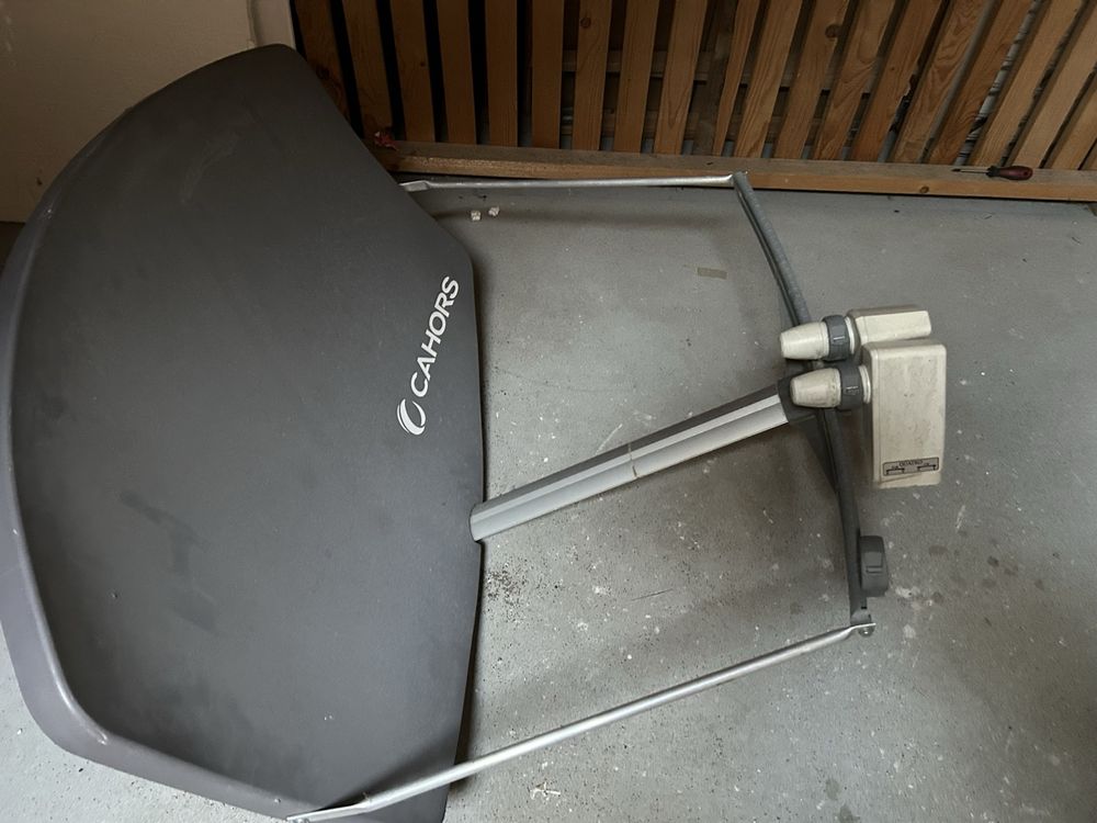 Antenne parabolique et multiswitch pour jusqu'à 14 utilisate (Gebraucht) in Ecublens VD für CHF ...