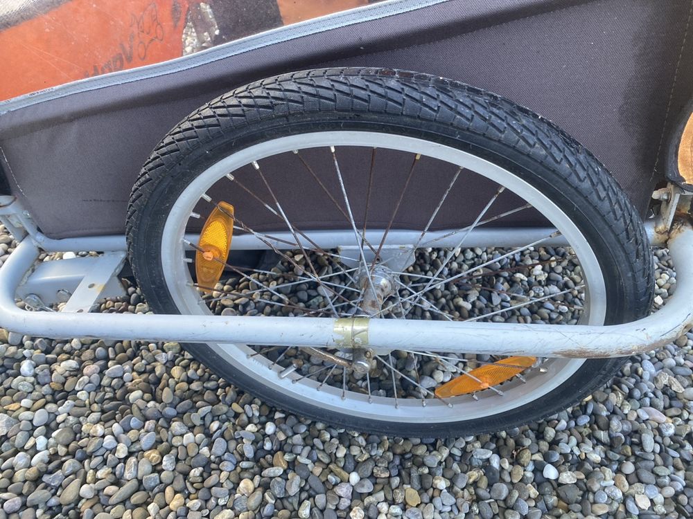 Veloanhänger Vantly (mit Kupplung) (Gebraucht) in Langenthal für CHF 32 – nur Abholung auf ...