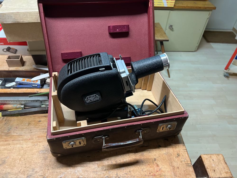 Dia Projector (Gebraucht) in Winterthur für CHF 1 – nur Abholung auf ...