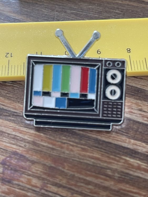 Pin's rétro TV vintage, pins télévision, neuf (Neu (gemäss Beschreibung ...