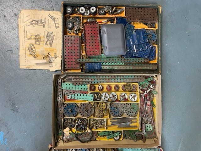Meccano und Stokys Metallbaukasten alt mit Anleitungsheft | Kaufen auf ...