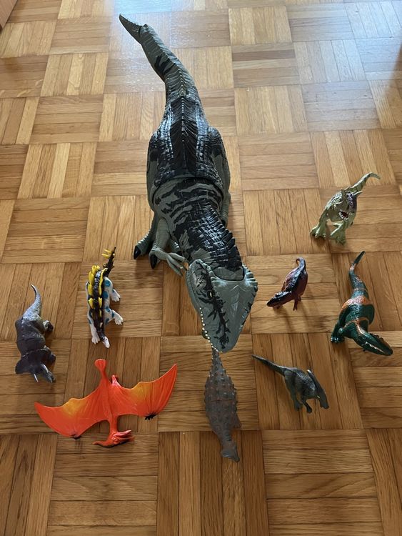 Mattel Actionfigur Jurassic World Strike N Roar Giant Dino | Kaufen auf ...