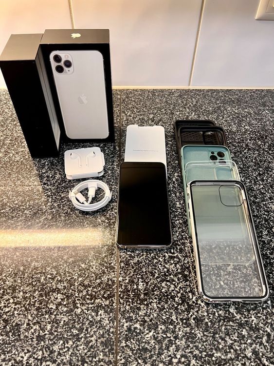 iPhone 11 Pro Max 512 GB, wie neu, günstig und viel Zubehör! | Kaufen ...