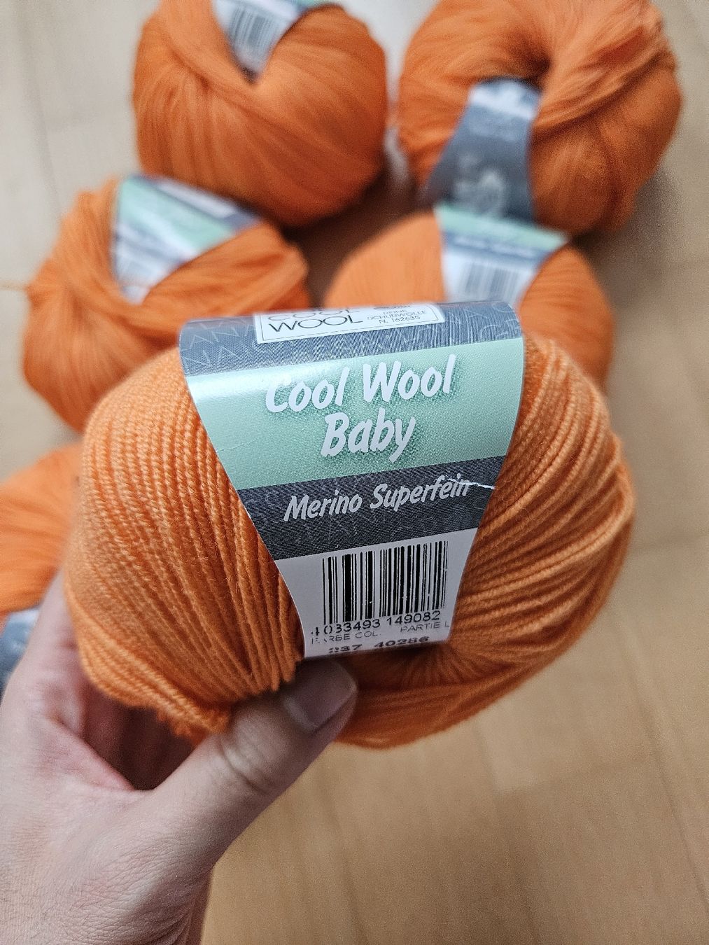 6 Stk Schurwolle orange (Cool Wool Baby) 100% Schurwolle (Neu (gemäss ...