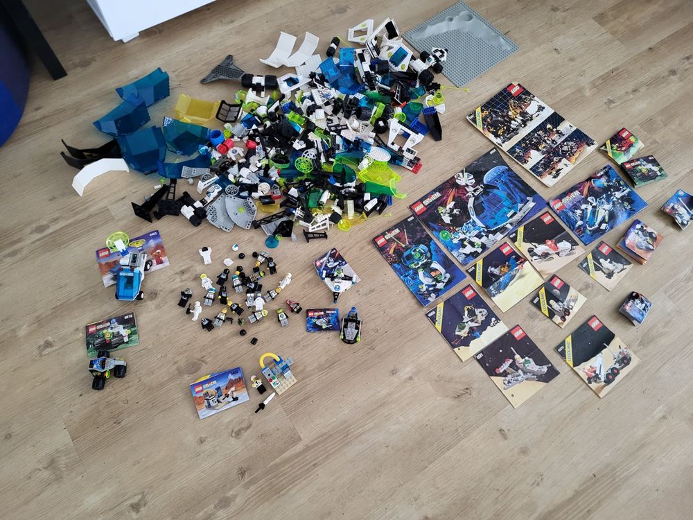 Großes Lego Space Weltraum Konvolut mit vielen Figuren 90er (Gebraucht ...