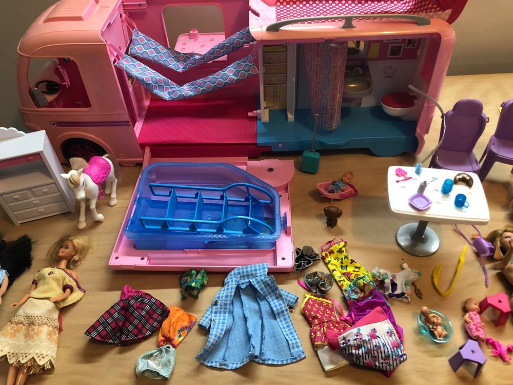 Barbie Bus Barbie Puppen (Gebraucht) in weinfelden für CHF 28 – mit ...