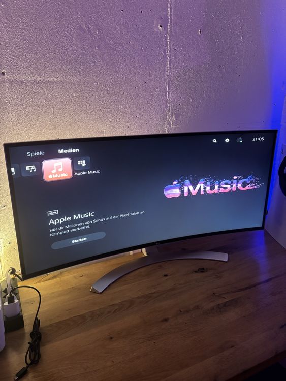 LG 38UC99-W ist ein 38 Zoll Curved UltraWide Monitor (Gebraucht) in ...
