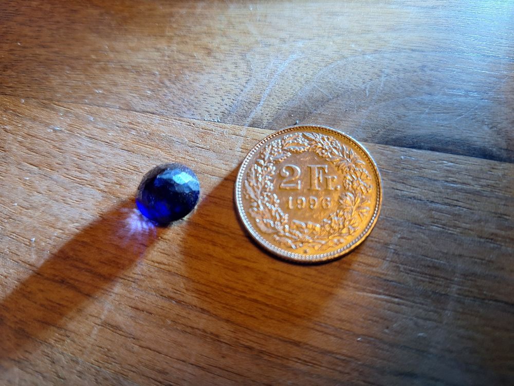 Dunkelblauer Saphir Ceylon (Sri Lanka) ca. 9.90ct. ct. (Neu (gemäss ...