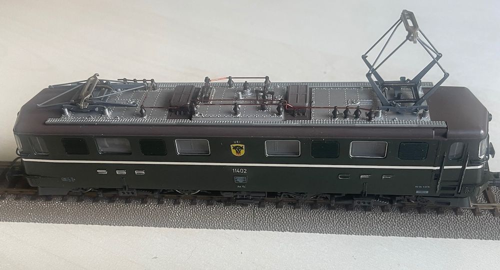 Roco 4195 SBB Ae 6/6 mit Zierstreifen, DC analog | Kaufen auf Ricardo