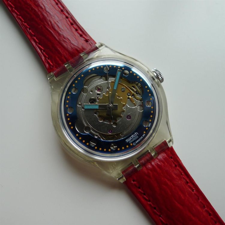 Swatch Automatic RED AHEAD (Antik) in für CHF 50 – mit Lieferung auf ...