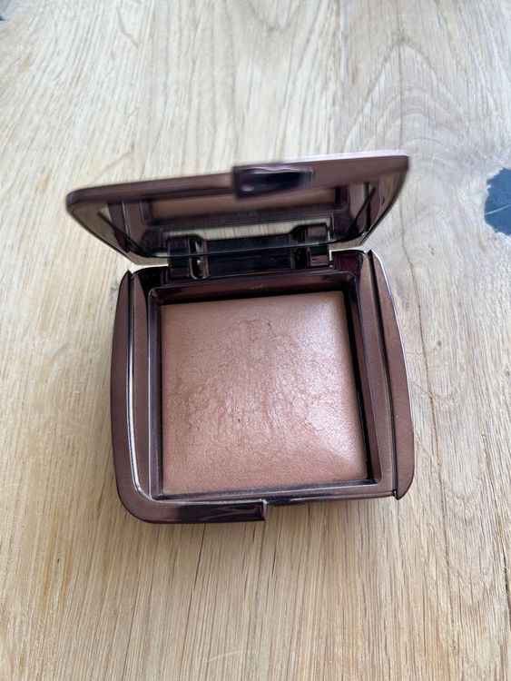 Hourglass Radiant Light Ambient Lighting Powder (Gebraucht) in für CHF ...