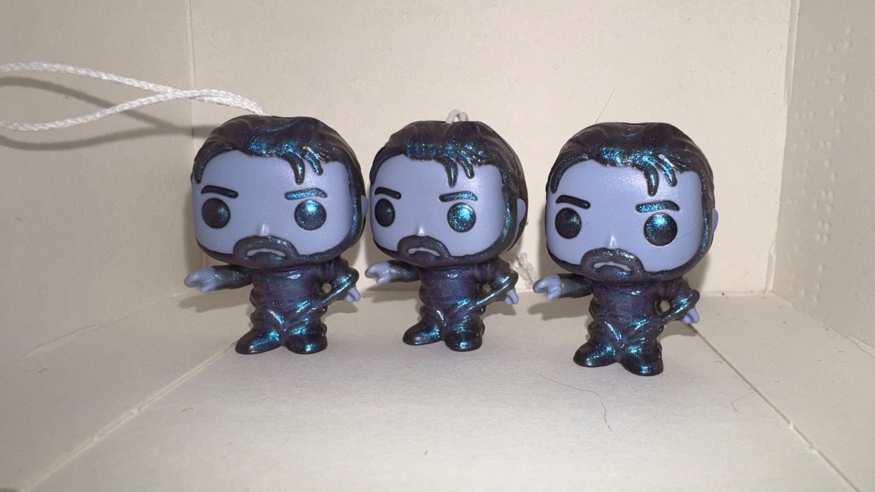 Kinder Joy Sammelfiguren Stranger Things (UpsideDown Hopper) (Neu ...