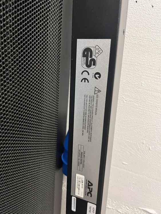 Serverschrank Apc Kvm Switch 16 Port Kaufen Auf Ricardo