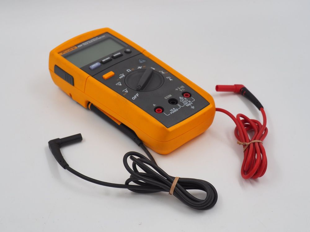 Fluke 233 Hand-Multimeter (24072401) | Kaufen auf Ricardo