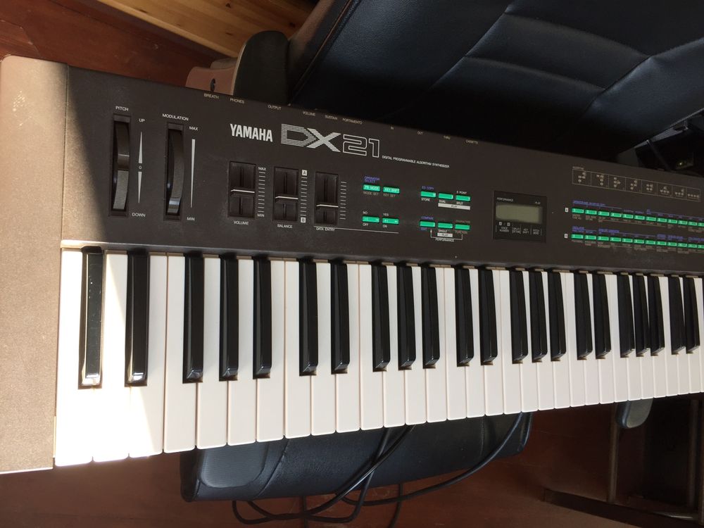 Yamaha Keyboard DX21 Vintage (Gebraucht) in Münchenstein für CHF 240 ...