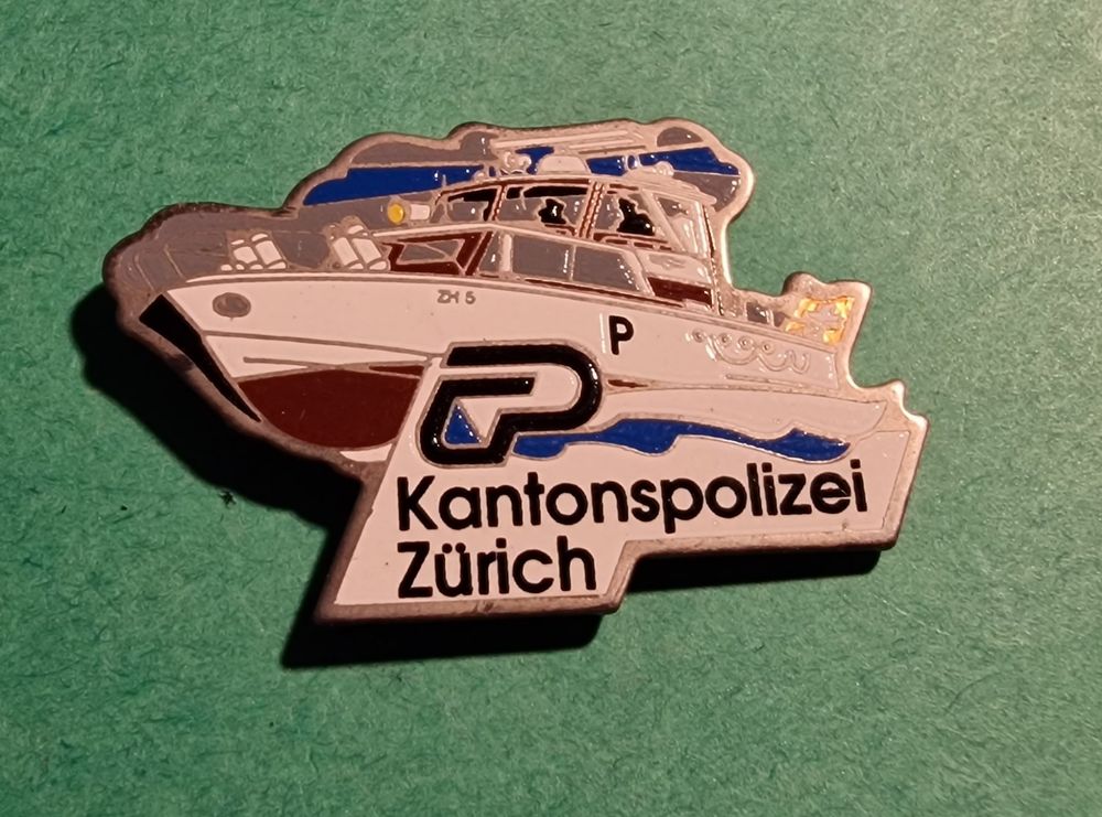 Pin Kantonspolizei Zürich Schiff (Gebraucht) in Härkingen für CHF 2 – mit Lieferung auf Ricardo ...