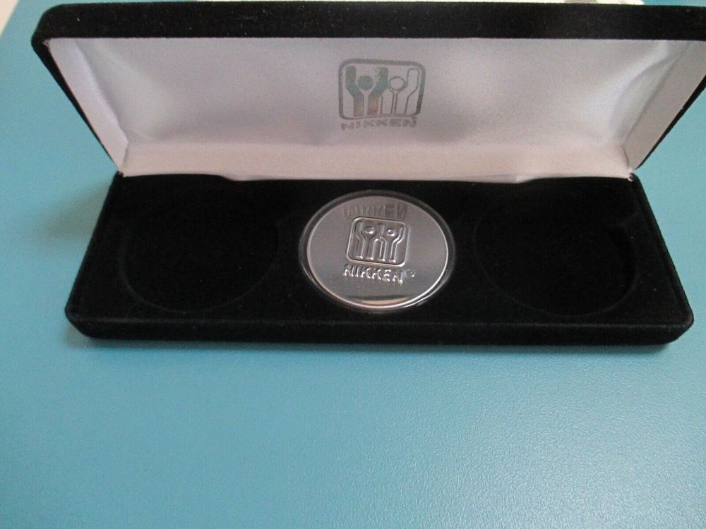 Nikken Single Super Mini MAGNET 1,5" Münze + Box (Gebraucht) in Zürich ...