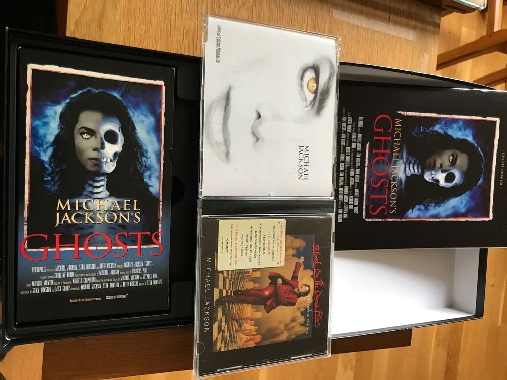 Michael Jackson Coffret GHOST (2 CD + VHS Collector) (Gebraucht) in Vevey für CHF 26 – mit ...