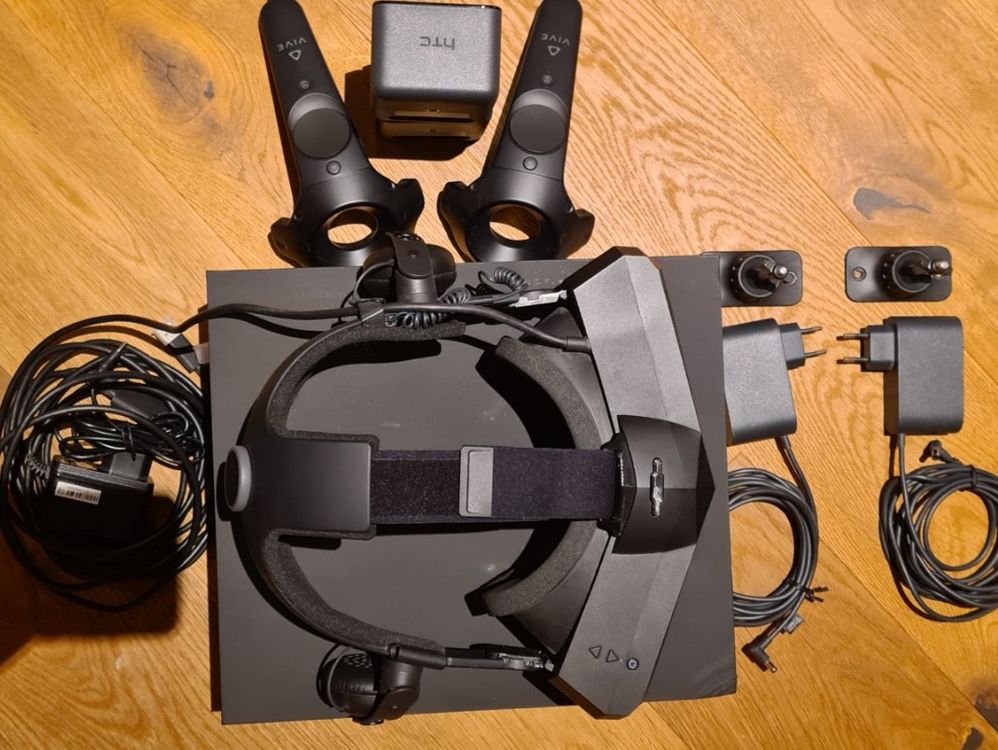 VR Complett Set, Pimax 5k+, Controller, Basestation (Gebraucht) in für ...