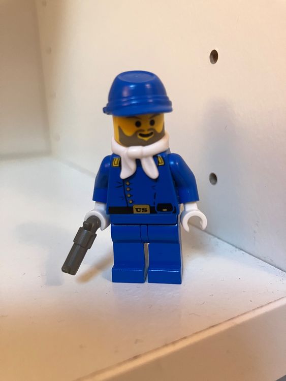 Lego figurine western Cavalry lieutenant (Gebraucht) in Fully für CHF 9 ...