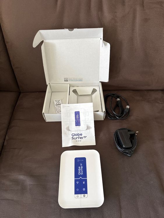 Globe Surfer Mobile Router/Hotspot mit praktischem Ständer (Gebraucht ...