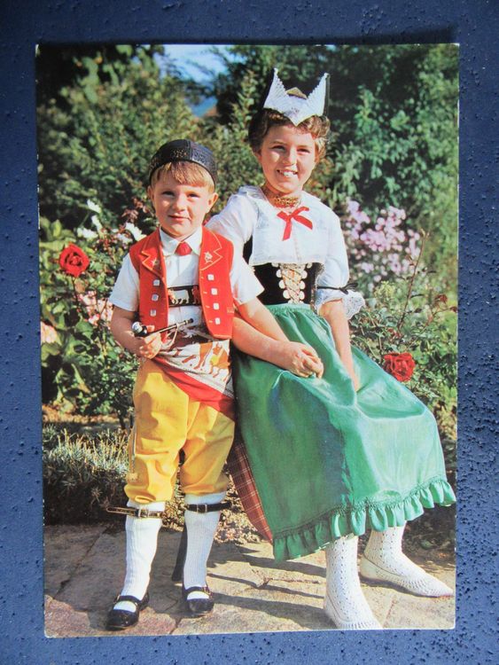 APPENZELLER TRACHTEN KINDER APP (Gebraucht) in Ettingen für CHF 0.95 – mit Lieferung auf Ricardo ...