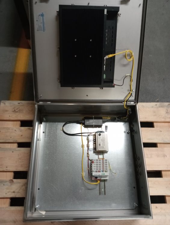 Intel Atom N 270 HMI AMH-6157-11 (Gebraucht) in Utzenstorf für CHF 200 ...