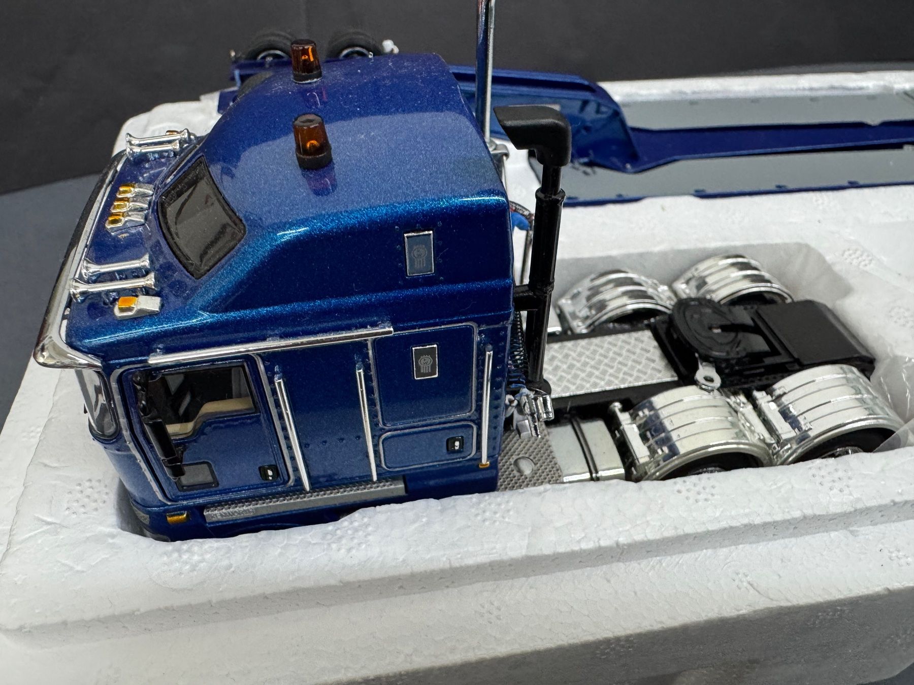 Kenworth K200 2x8 Dolly 3x8 Swingwing Drake 1:50 Australien (Neu ...